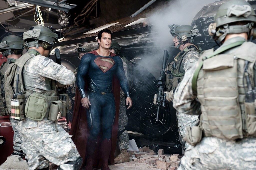 Ο Superman κατατάσσεται στους Navy SEALS - Δούρειος Ίππος