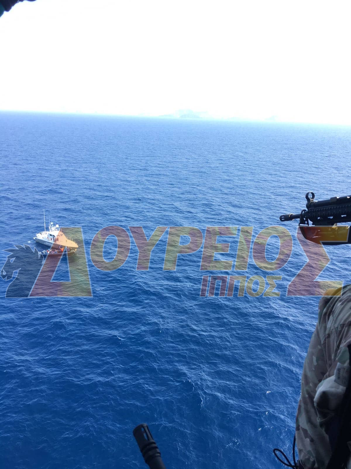 Ελεύθεροι σκοπευτές της ΜΥΑ/ΛΣ ακινητοποιούν ύποπτο ταχύπλοο - Δούρειος ...