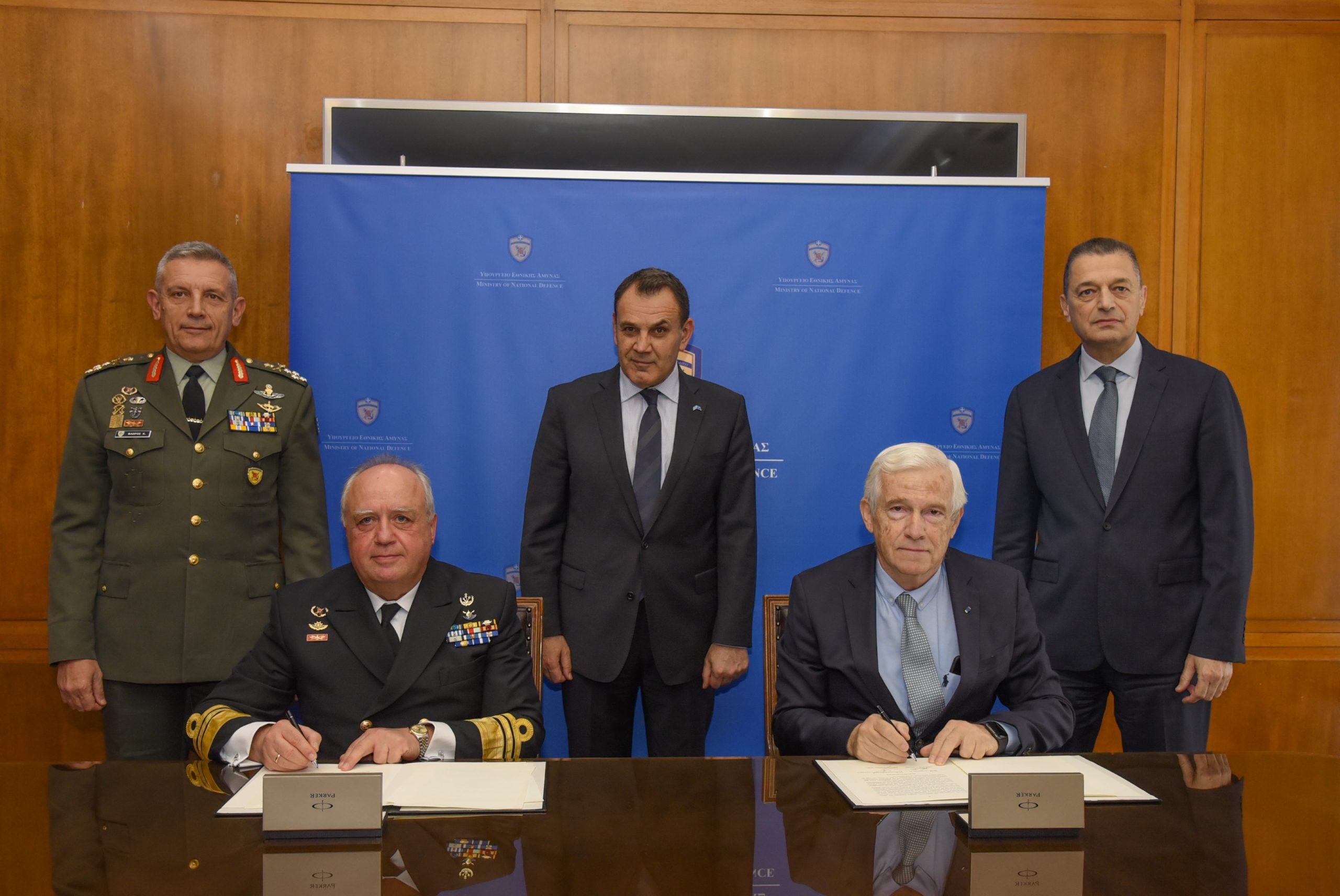 Νέα δωρεά Λασκαρίδη: Υπογραφή παραχώρησης του ΠΓΥ ΗΡΑΚΛΗΣ στο Πολεμικό ...