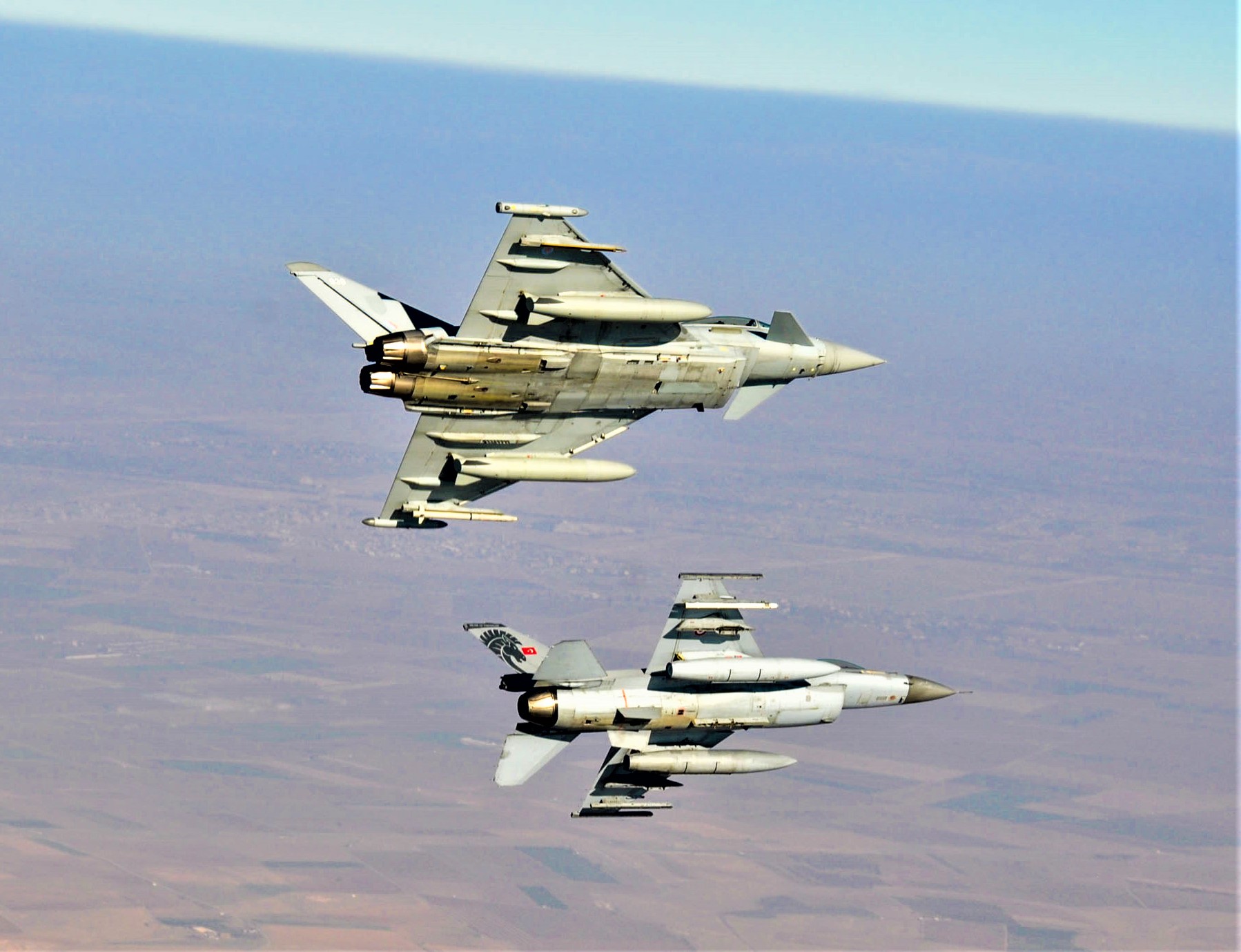 Εκπαίδευση τουρκικών F-16 από βρετανικά Typhoon στην αντιμετώπιση του ...