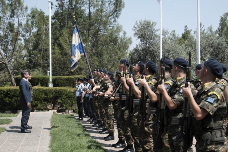 ΔΕΜ ΕΛΔΥΚ 3/1: Η Ελληνική Ταξιαρχία ειδικής συνθέσεως στην Κύπρο ...