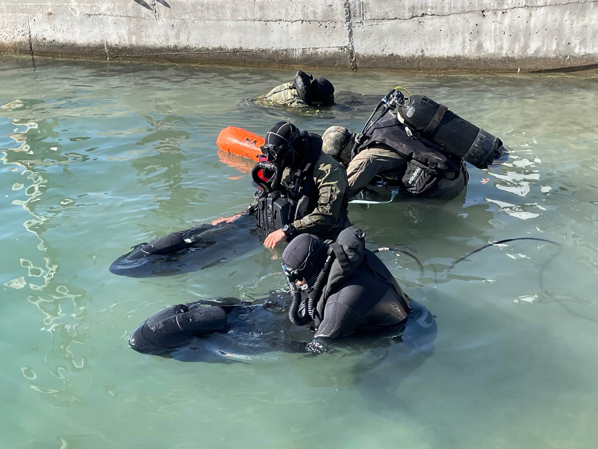Επίδειξη υποβρύχιας προωθητικής συσκευής DIVEJET RD2 στην ΜΥΚ της ...