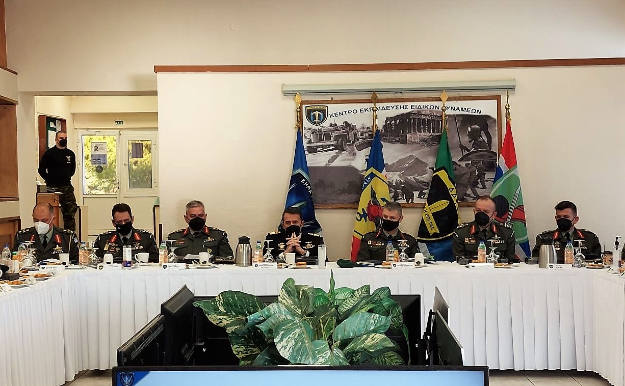Διοικητική Συγκέντρωση Διοίκησης Ειδικού Πολέμου - Δούρειος Ίππος
