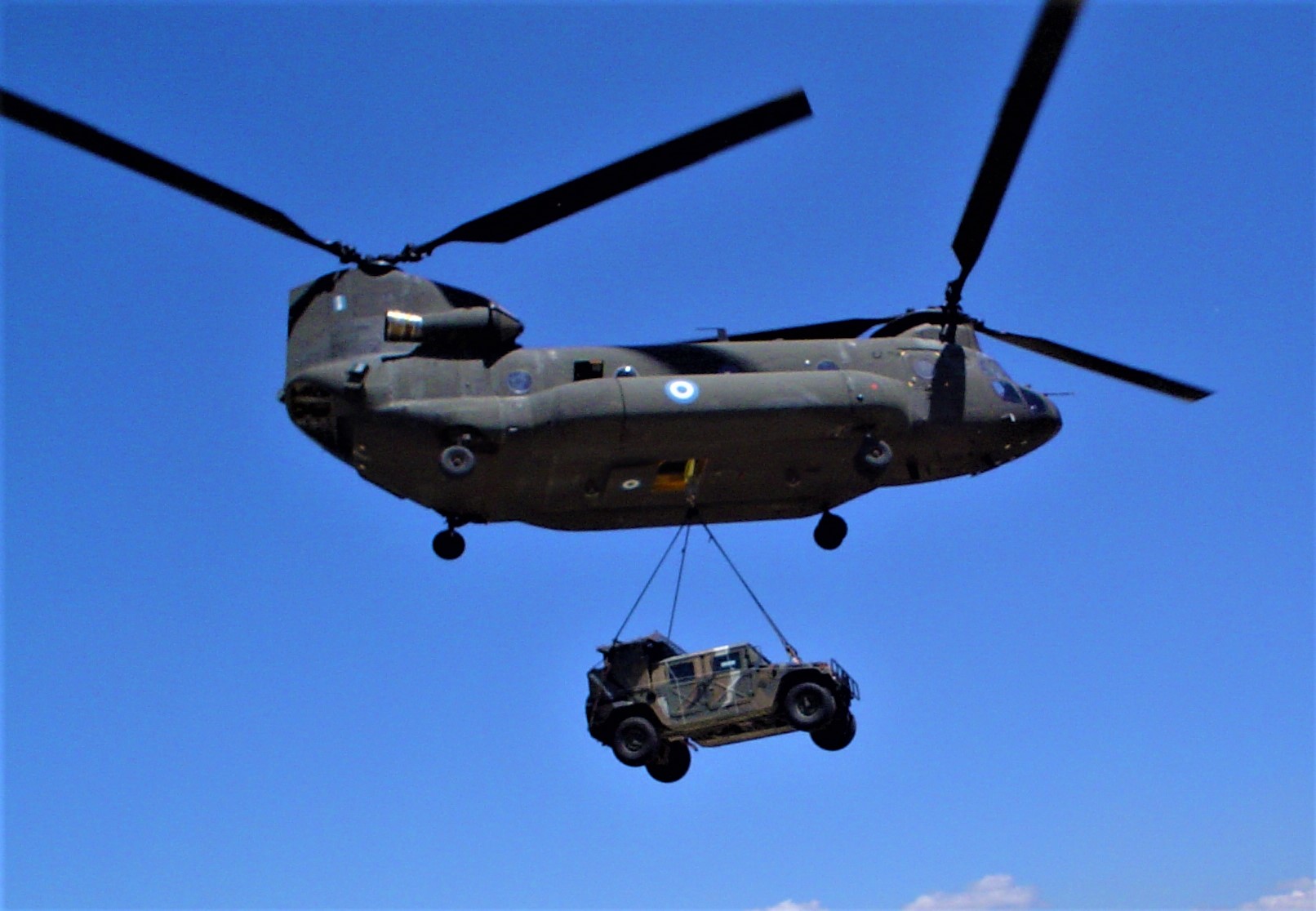 Ο σχεδιασμός για τα πρώτα CH-47SD και NH-90 Ειδικών Επιχειρήσεων της ...