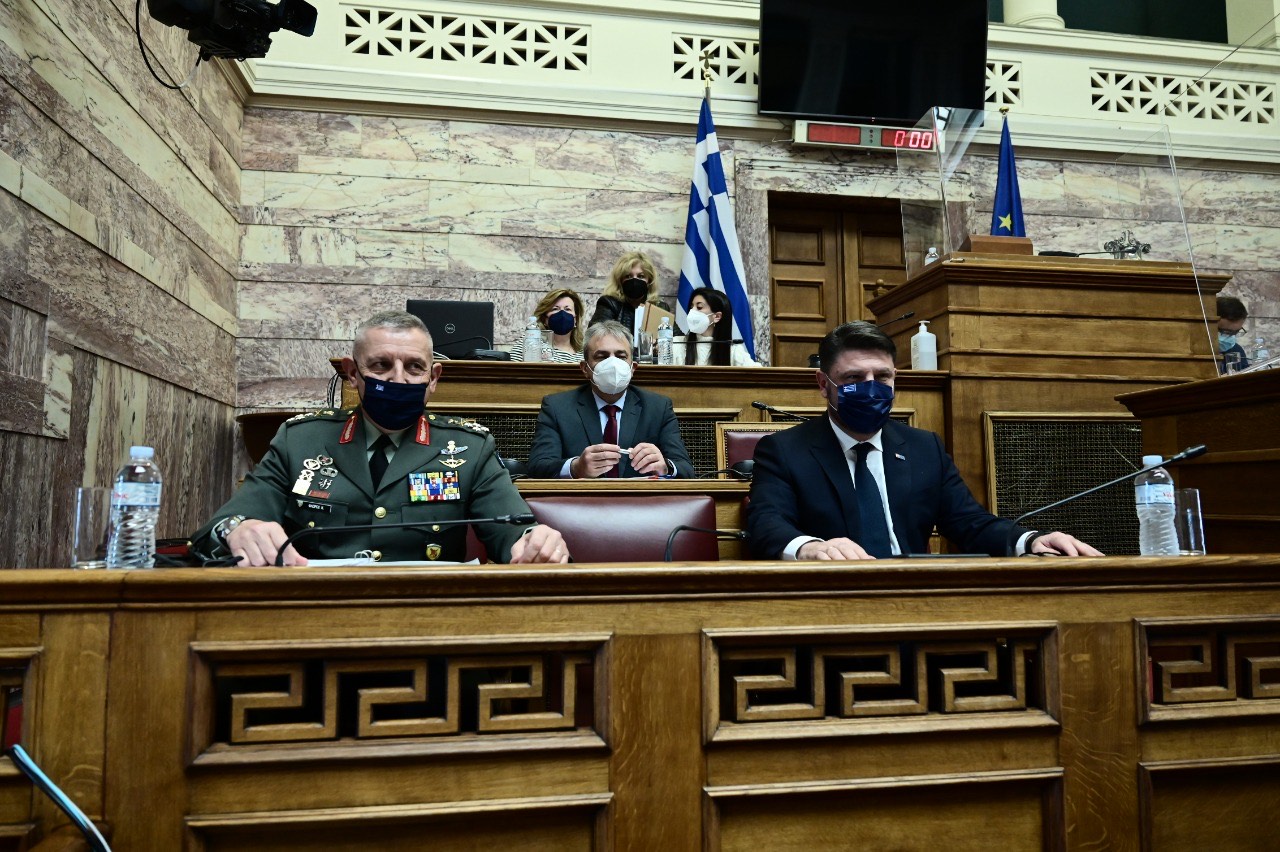 Ποια τρία νέα "μικρά" εξοπλιστικά προγράμματα ενέκρινε η Βουλή ...