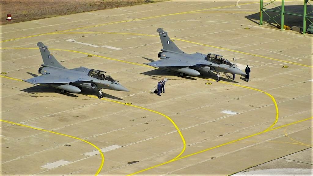 Άφιξη των δύο πρώτων Rafale F3R νέας κατασκευής από την Γαλλία ...