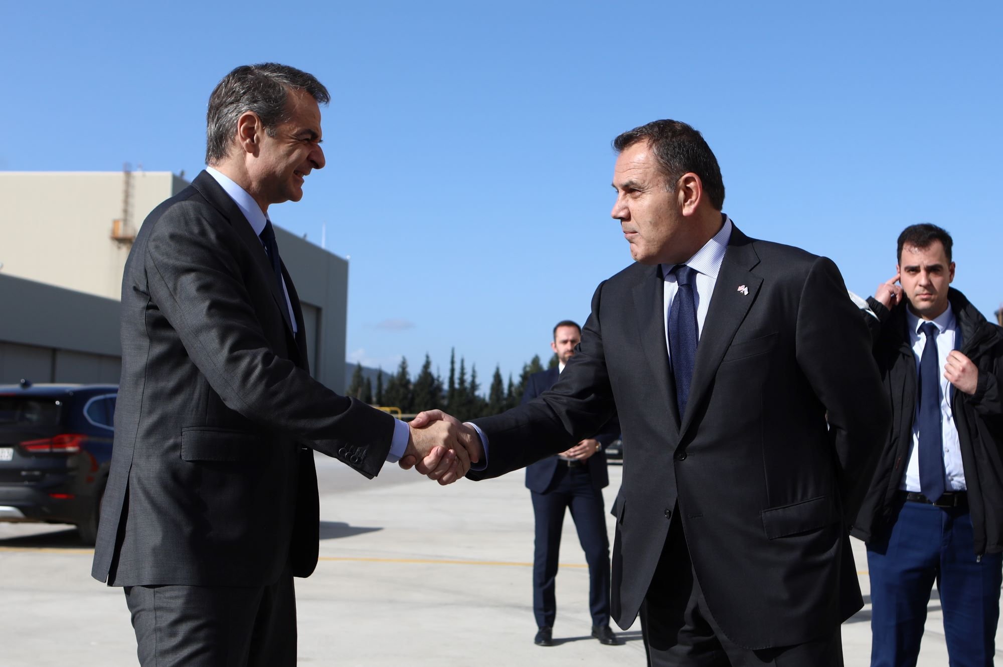 ΥΕΘΑ στην Βουλή για παρακολουθήσεις, αμυντικές συμφωνίες και ...