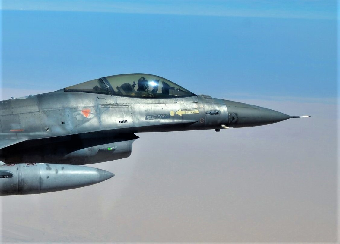 Το έκτο αναβαθμισμένο F-16 αποδίδει η ΕΑΒ στην Πολεμική Αεροπορία ...