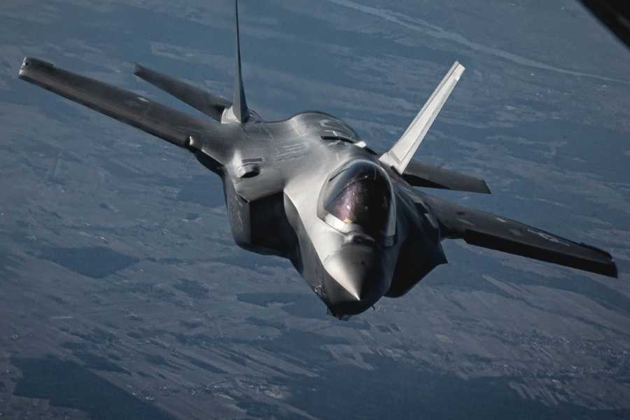 Ο ΥΕΘΑ για F-35, C-130J, LCS, FDI HN και κορβέτες - Δούρειος Ίππος