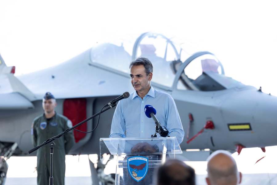 Επίσκεψη πρωθυπουργού στην 120 ΠΕΑ - Δούρειος Ίππος