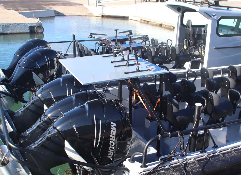 Λύση της UCANDRONE ως οργανικό drone των ταχυπλόων Munin S1200 Armored ...