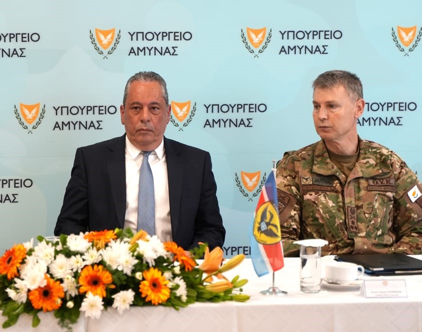 60 χρόνια από την ίδρυση της Εθνικής Φρουράς - Δούρειος Ίππος