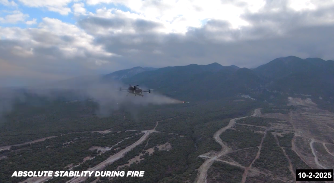 Επιτυχείς βολές μη και κατευθυνόμενων ρουκετών από το SRS-2A SARISA II ...